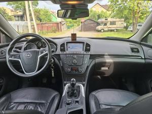 Opel Insignia 2011 in Siauliai, with an engine capacity of 2.00 L and mileage of 258 thousand km for 3000 €, photo 10 on AUTOMOTO.COM.LV