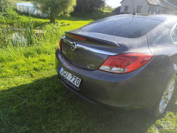 Opel Insignia 2011 in Telschi, with an engine capacity of 2.00 L and mileage of 326 thousand km for 1899 €, photo 5 on AUTOMOTO.COM.LV