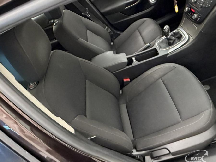 Opel Insignia 2011 Viļņa, ar dzinēja tilpumu 1.60 L un nobraukumu 149 tūkst. km par 3500 €, foto 11 vietnē AUTOMOTO.COM.LV