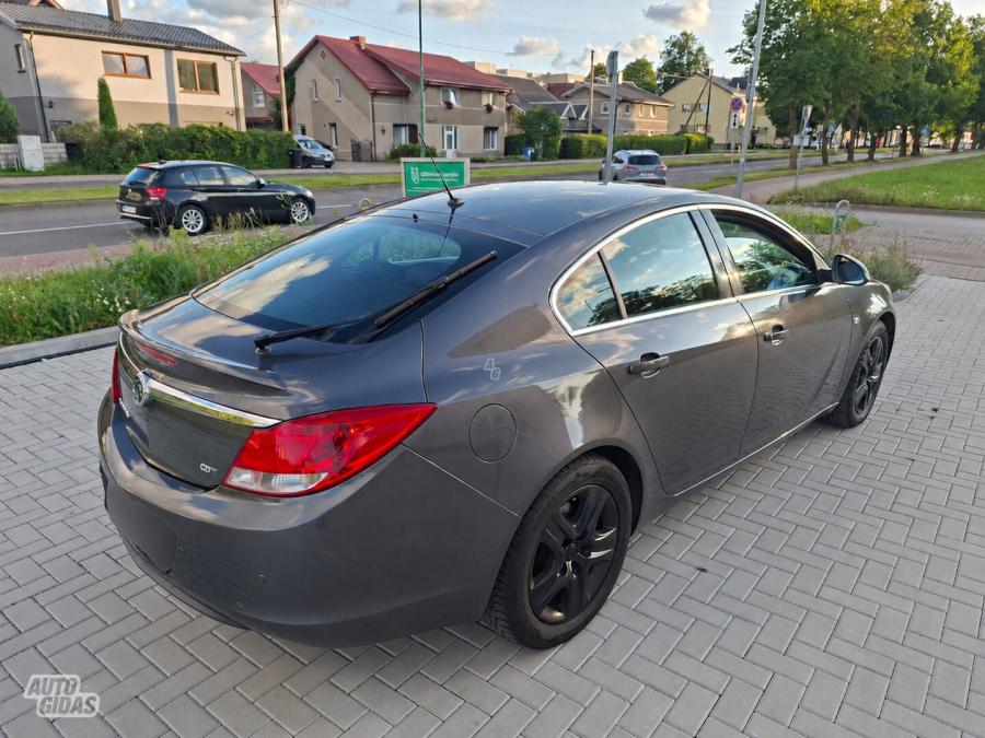 Opel Insignia 2011 in Klaipeda, with an engine capacity of 2.00 L and mileage of 222 thousand km for 1900 €, photo 4 on AUTOMOTO.COM.LV