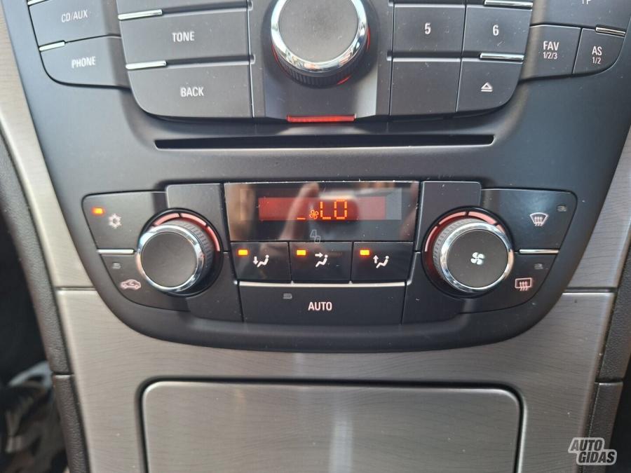 Opel Insignia 2011 in Klaipeda, with an engine capacity of 2.00 L and mileage of 222 thousand km for 1900 €, photo 13 on AUTOMOTO.COM.LV