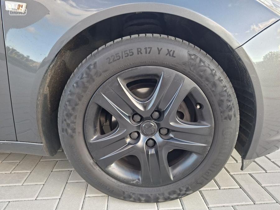 Opel Insignia 2011 in Klaipeda, with an engine capacity of 2.00 L and mileage of 222 thousand km for 1900 €, photo 18 on AUTOMOTO.COM.LV