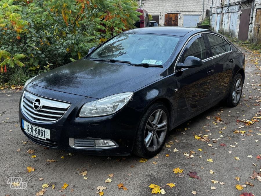 Opel Insignia 2012 in Siauliai, with an engine capacity of 2.00 L and mileage of 292 thousand km for 1050 €, photo 4 on AUTOMOTO.COM.LV