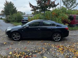 Opel Insignia 2012 in Siauliai, with an engine capacity of 2.00 L and mileage of 292 thousand km for 1050 €, photo 5 on AUTOMOTO.COM.LV