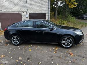Opel Insignia 2012 in Siauliai, with an engine capacity of 2.00 L and mileage of 292 thousand km for 1050 €, photo 7 on AUTOMOTO.COM.LV