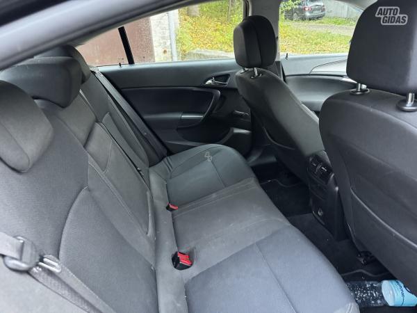 Opel Insignia 2012 in Siauliai, with an engine capacity of 2.00 L and mileage of 292 thousand km for 1050 €, photo 11 on AUTOMOTO.COM.LV