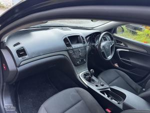 Opel Insignia 2012 in Siauliai, with an engine capacity of 2.00 L and mileage of 292 thousand km for 1050 €, photo 13 on AUTOMOTO.COM.LV