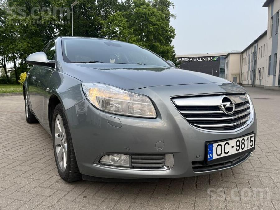 Opel Insignia 2013 in Jelgava, with an engine capacity of 2.00 L and mileage of 218 thousand km for 4500 €, photo 7 on AUTOMOTO.COM.LV