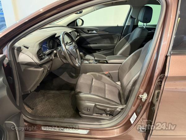 Opel Insignia 2018 in Tallinn, with an engine capacity of 1.50 L and mileage of 128 thousand km for 12990 €, photo 11 on AUTOMOTO.COM.LV
