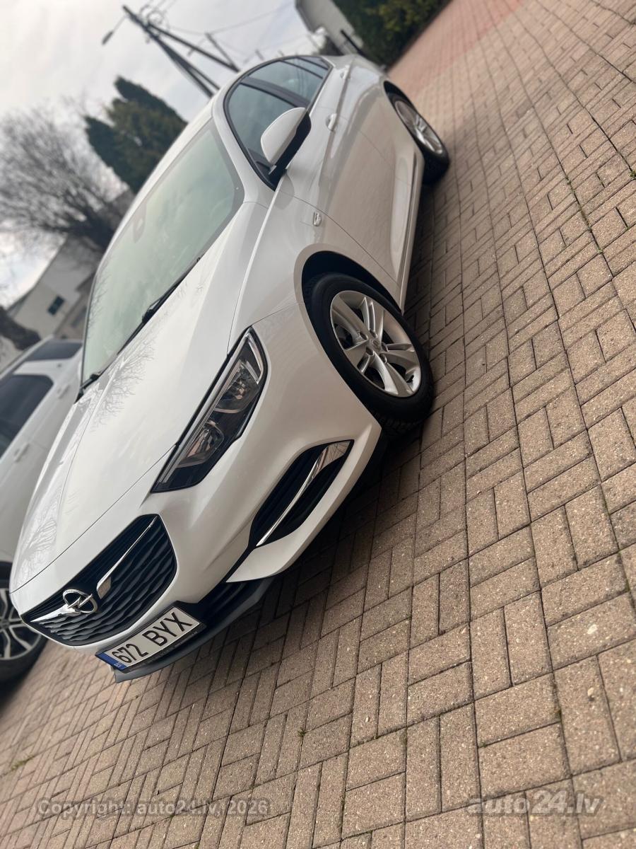 Opel Insignia 2019 in Johvi, with an engine capacity of 1.50 L and mileage of 139 thousand km for 9990 €, photo 6 on AUTOMOTO.COM.LV