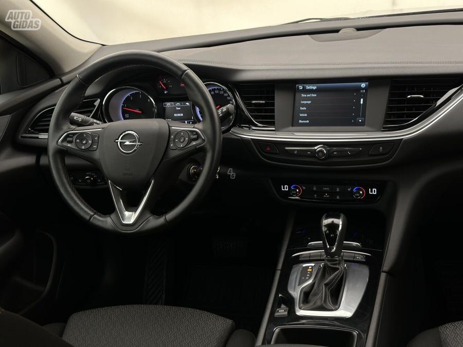 Opel Insignia 2020 in Avizieniai, with an engine capacity of 1.60 L and mileage of 43 thousand km for 15990 €, photo 15 on AUTOMOTO.COM.LV