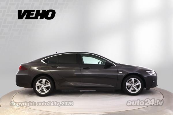 Opel Insignia 2021 in Tallinn, with an engine capacity of 2.00 L and mileage of 47 thousand km for 18900 €, photo 3 on AUTOMOTO.COM.LV