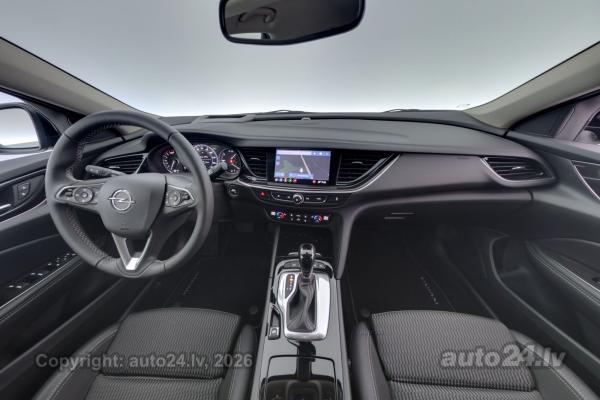 Opel Insignia 2021 in Tallinn, with an engine capacity of 2.00 L and mileage of 47 thousand km for 18900 €, photo 10 on AUTOMOTO.COM.LV