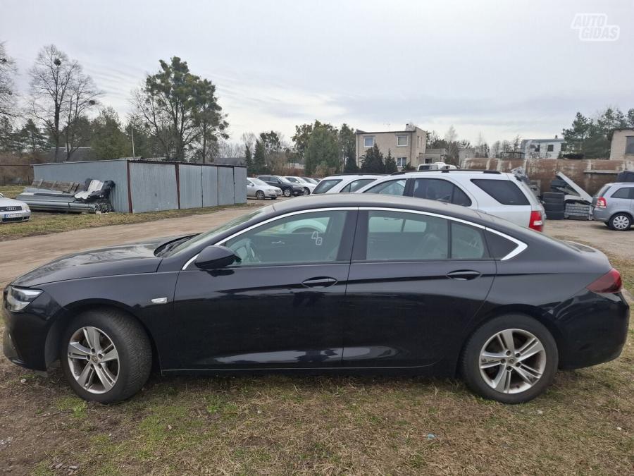Opel Insignia 2022 Prienai, ar dzinēja tilpumu 2.00 L un nobraukumu 142 tūkst. km par 6800 €, foto 13 vietnē AUTOMOTO.COM.LV