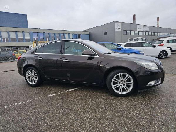 Sarkans Opel Insignia 2011 Kauņa, ar dzinēja tilpumu 1.96 L un nobraukumu 271 tūkst. km par 3950 €, foto 4 vietnē AUTOMOTO.COM.LV