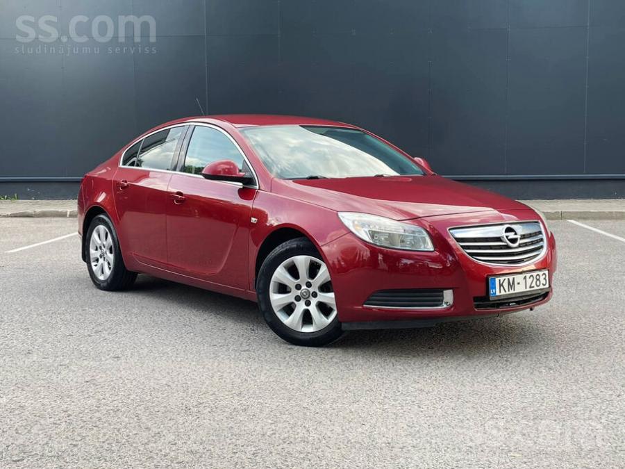 Sarkans Opel Insignia 2011 Rīga, ar dzinēja tilpumu 1.60 L un nobraukumu 310 tūkst. km par 2550 €, foto 1 vietnē AUTOMOTO.COM.LV