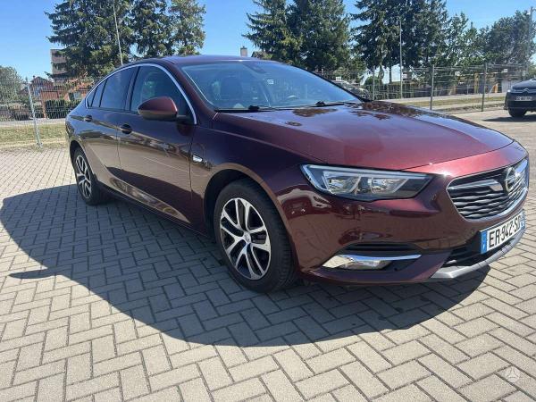 Sarkans Opel Insignia 2017 Tauragė, ar dzinēja tilpumu 1.60 L un nobraukumu 247 tūkst. km par 6800 €, foto 2 vietnē AUTOMOTO.COM.LV