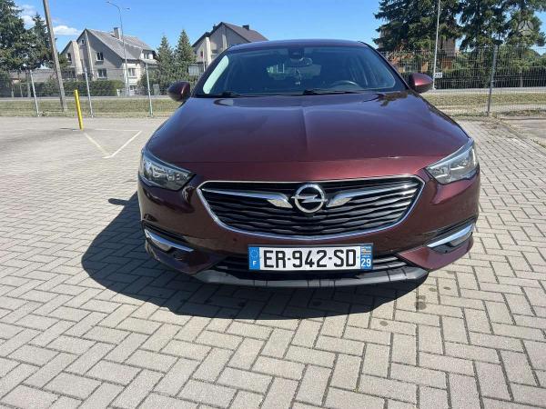 Sarkans Opel Insignia 2017 Tauragė, ar dzinēja tilpumu 1.60 L un nobraukumu 247 tūkst. km par 6800 €, foto 5 vietnē AUTOMOTO.COM.LV