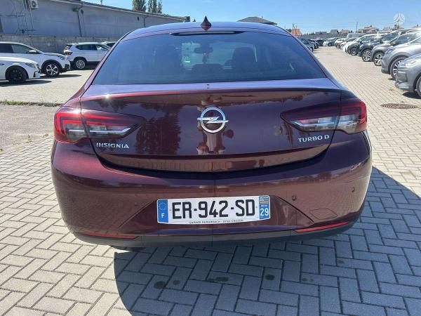 Sarkans Opel Insignia 2017 Tauragė, ar dzinēja tilpumu 1.60 L un nobraukumu 247 tūkst. km par 6800 €, foto 7 vietnē AUTOMOTO.COM.LV