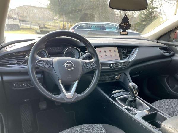 Sarkans Opel Insignia 2017 Tauragė, ar dzinēja tilpumu 1.60 L un nobraukumu 247 tūkst. km par 6800 €, foto 10 vietnē AUTOMOTO.COM.LV