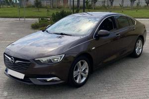 Sarkans Opel Insignia 2017 Viļņa, ar dzinēja tilpumu 1.60 L un nobraukumu 146 tūkst. km par 6900 €, foto  vietnē AUTOMOTO.COM.LV