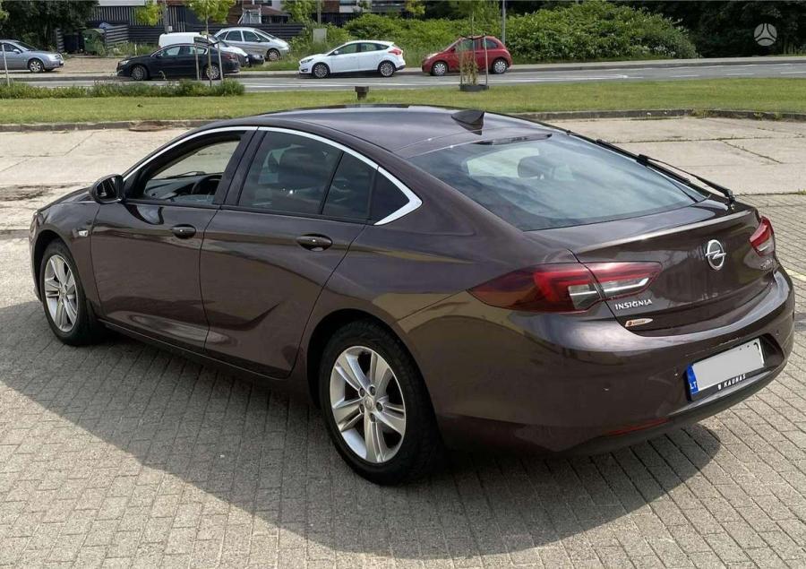 Sarkans Opel Insignia 2017 Viļņa, ar dzinēja tilpumu 1.60 L un nobraukumu 146 tūkst. km par 6900 €, foto 4 vietnē AUTOMOTO.COM.LV