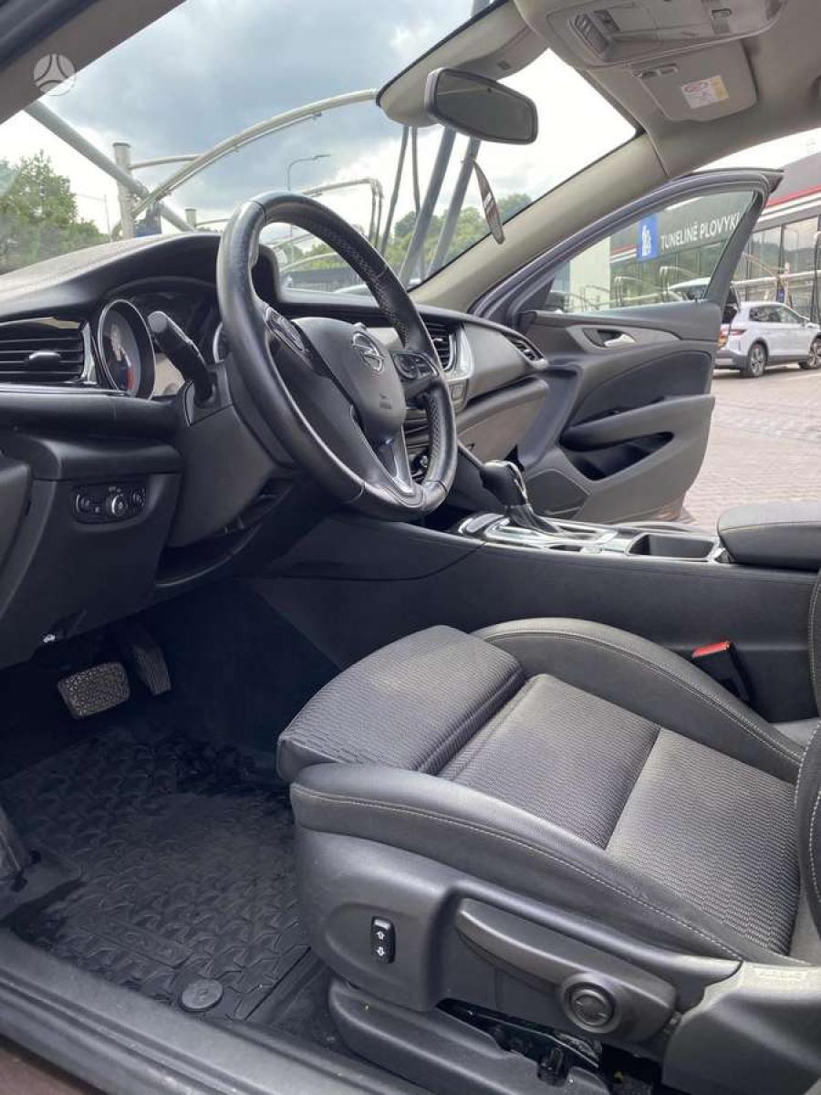 Sarkans Opel Insignia 2017 Viļņa, ar dzinēja tilpumu 1.60 L un nobraukumu 146 tūkst. km par 6900 €, foto 11 vietnē AUTOMOTO.COM.LV