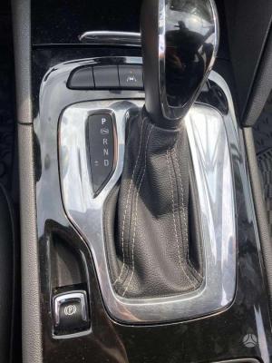 Sarkans Opel Insignia 2017 Viļņa, ar dzinēja tilpumu 1.60 L un nobraukumu 146 tūkst. km par 6900 €, foto 19 vietnē AUTOMOTO.COM.LV