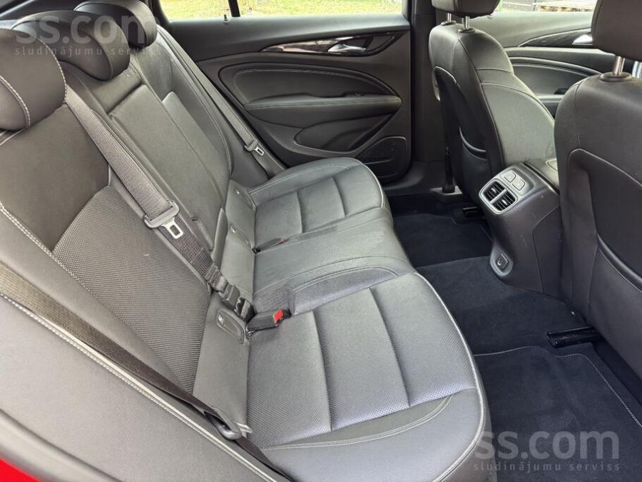 Sarkans Opel Insignia 2018 Rīga, ar dzinēja tilpumu 2.00 L un nobraukumu 138 tūkst. km par 15900 €, foto 28 vietnē AUTOMOTO.COM.LV