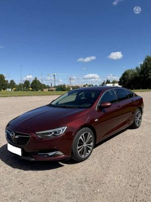 Red Opel Insignia 2019 in Mazeikiai, with an engine capacity of 1.96 L and mileage of 166 thousand km for 14500 €, photo  on AUTOMOTO.COM.LV