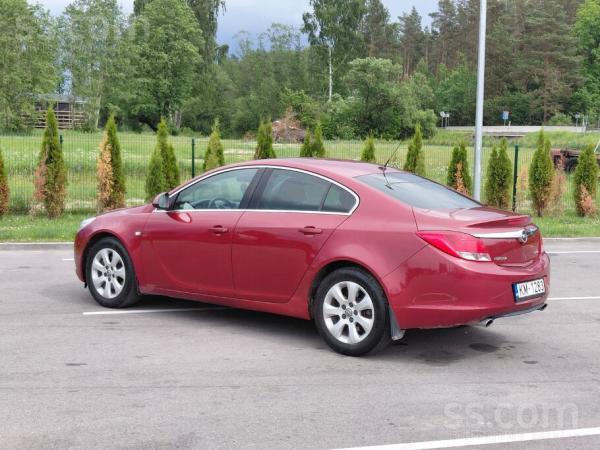 Sarkans Opel Insignia 2010 Rīga, ar dzinēja tilpumu 1.60 L un nobraukumu 311 tūkst. km par 2400 €, foto 3 vietnē AUTOMOTO.COM.LV