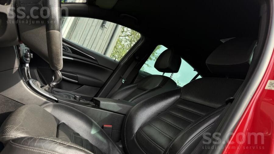 Sarkans Opel Insignia 2010 Rīga, ar dzinēja tilpumu 2.00 L un nobraukumu 305 tūkst. km par 2450 €, foto 7 vietnē AUTOMOTO.COM.LV