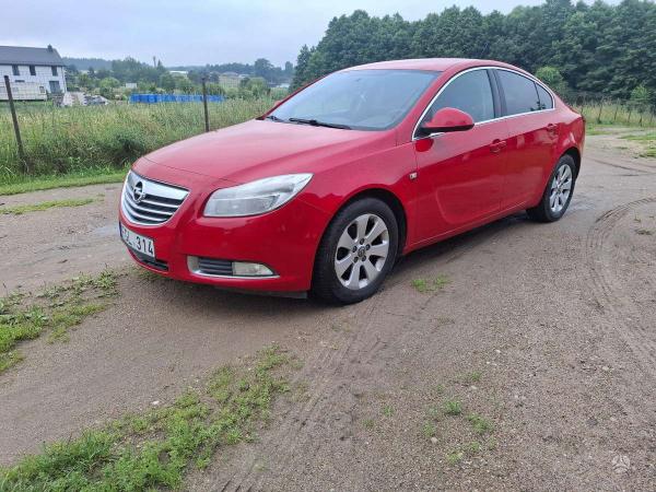 Sarkans Opel Insignia 2011 Viļņa, ar dzinēja tilpumu 1.96 L un nobraukumu 415 tūkst. km par 2350 €, foto 2 vietnē AUTOMOTO.COM.LV