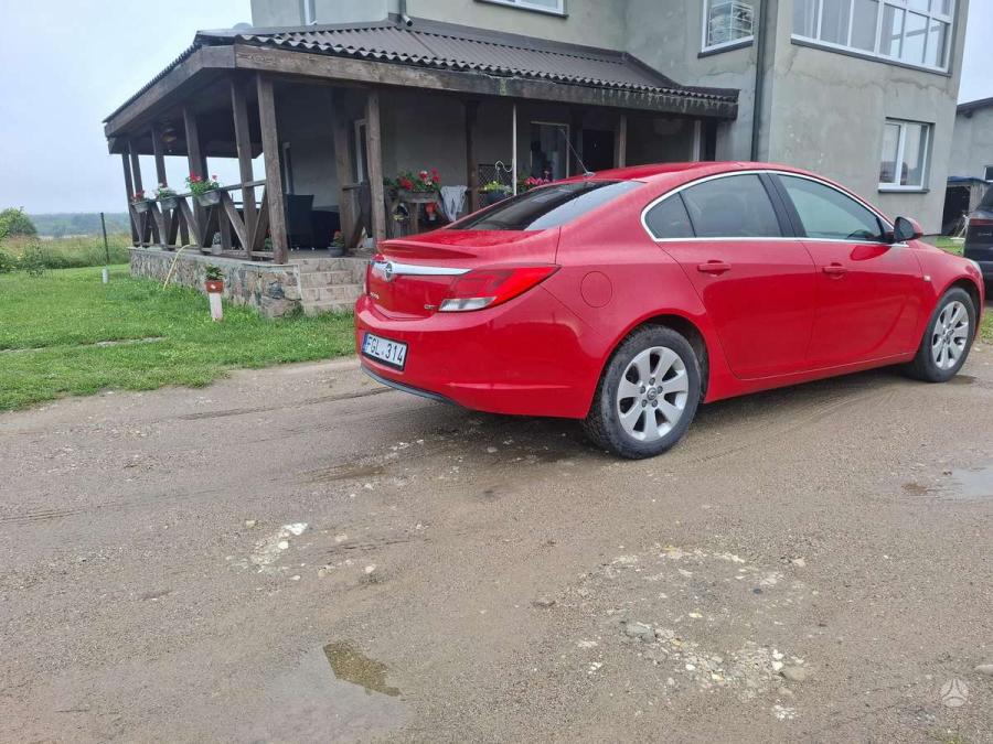 Sarkans Opel Insignia 2011 Viļņa, ar dzinēja tilpumu 1.96 L un nobraukumu 415 tūkst. km par 2350 €, foto 5 vietnē AUTOMOTO.COM.LV