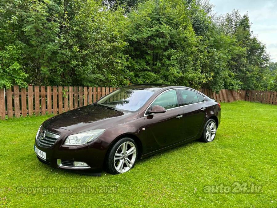 Sarkans Opel Insignia 2011 Tallina, ar dzinēja tilpumu 2.00 L un nobraukumu 350 tūkst. km par 3500 €, foto 1 vietnē AUTOMOTO.COM.LV