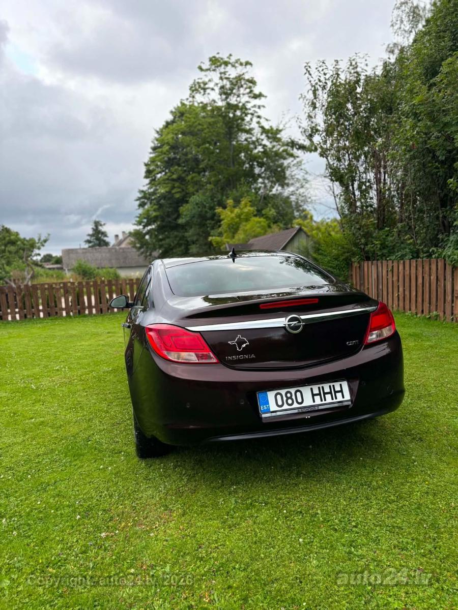 Sarkans Opel Insignia 2011 Tallina, ar dzinēja tilpumu 2.00 L un nobraukumu 350 tūkst. km par 3500 €, foto 4 vietnē AUTOMOTO.COM.LV