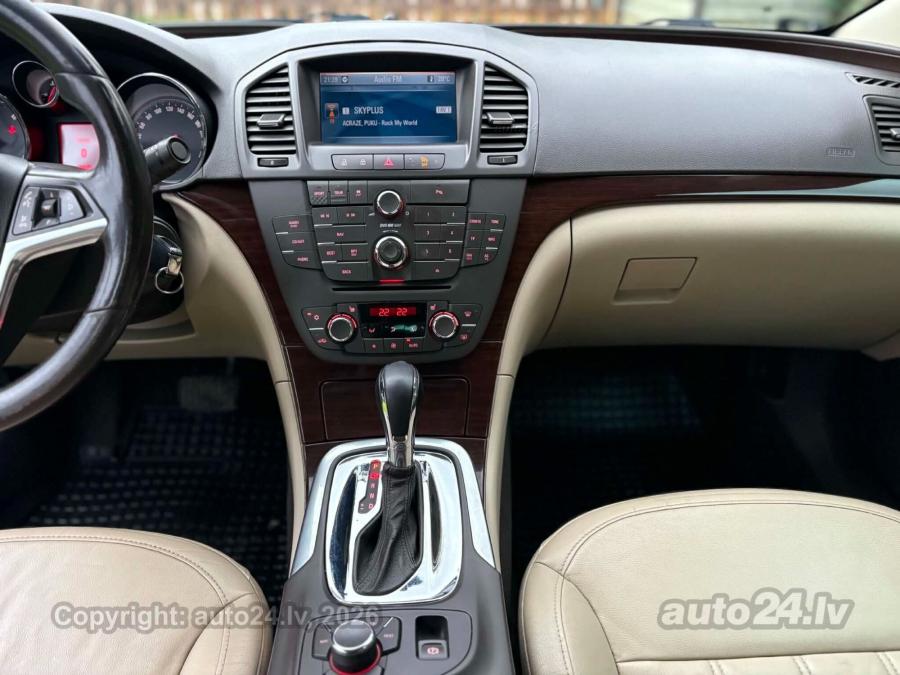 Sarkans Opel Insignia 2011 Tallina, ar dzinēja tilpumu 2.00 L un nobraukumu 350 tūkst. km par 3500 €, foto 8 vietnē AUTOMOTO.COM.LV