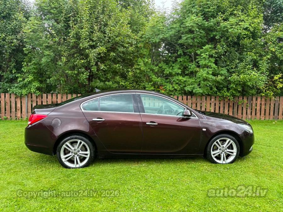 Sarkans Opel Insignia 2011 Tallina, ar dzinēja tilpumu 2.00 L un nobraukumu 350 tūkst. km par 3500 €, foto 9 vietnē AUTOMOTO.COM.LV