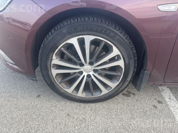 Красный Опель Инсигния 2018 в Рига, объемом двигателя 2.00 л и пробегом 215 тыс. км за 9950 €, фото 6 на AUTOMOTO.COM.LV