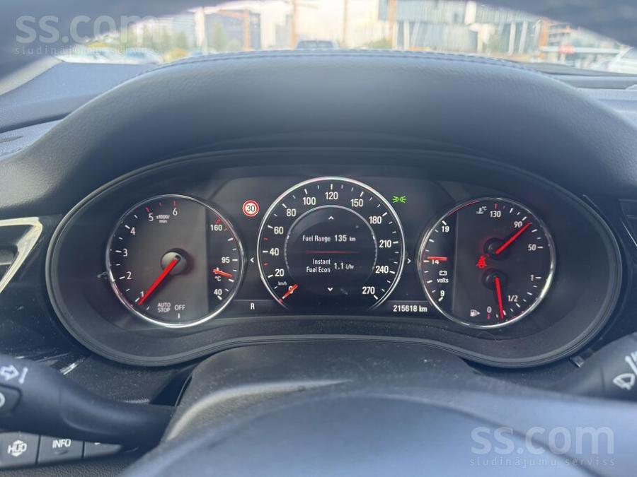 Sarkans Opel Insignia 2018 Rīga, ar dzinēja tilpumu 2.00 L un nobraukumu 215 tūkst. km par 9950 €, foto 10 vietnē AUTOMOTO.COM.LV