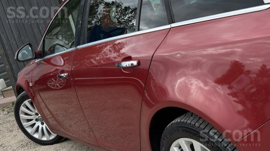 Red Opel Insignia 2009 in Riga, with an engine capacity of 2.00 L and mileage of 342 thousand km for 1990 €, photo 7 on AUTOMOTO.COM.LV