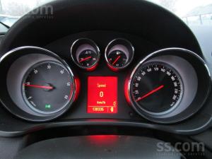 Red Opel Insignia 2009 in Daugavpils, with an engine capacity of 2.00 L and mileage of 138 thousand km for 3990 €, photo 17 on AUTOMOTO.COM.LV