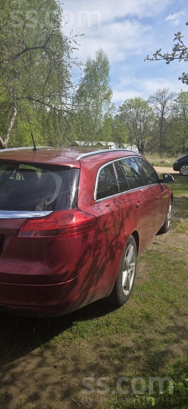Sarkans Opel Insignia 2010 Limbaži, ar dzinēja tilpumu 2.00 L un nobraukumu 255 tūkst. km par 3500 €, foto 2 vietnē AUTOMOTO.COM.LV