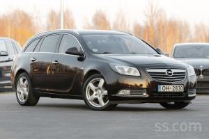 Red Opel Insignia 2010 in Jelgava, with an engine capacity of 2.00 L and mileage of 0 thousand km for 4490 €, photo  on AUTOMOTO.COM.LV