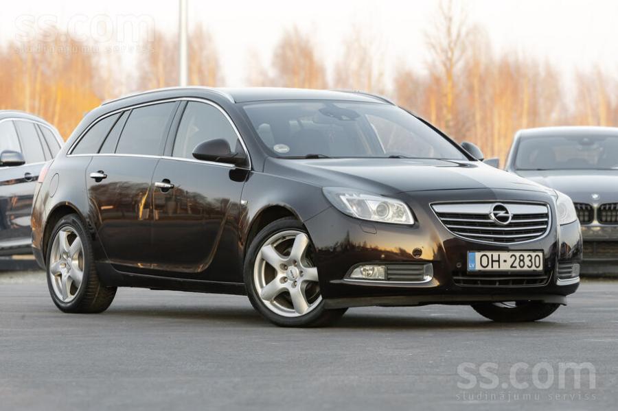 Sarkans Opel Insignia 2010 Jelgava, ar dzinēja tilpumu 2.00 L un nobraukumu 0 tūkst. km par 4490 €, foto 1 vietnē AUTOMOTO.COM.LV