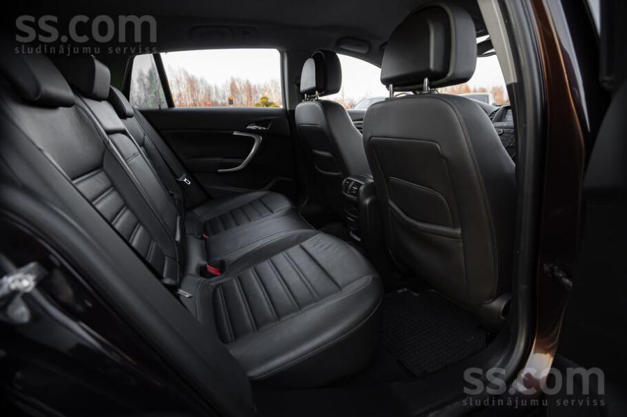 Sarkans Opel Insignia 2010 Jelgava, ar dzinēja tilpumu 2.00 L un nobraukumu 0 tūkst. km par 4490 €, foto 15 vietnē AUTOMOTO.COM.LV