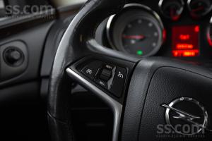 Sarkans Opel Insignia 2010 Jelgava, ar dzinēja tilpumu 2.00 L un nobraukumu 0 tūkst. km par 4490 €, foto 22 vietnē AUTOMOTO.COM.LV