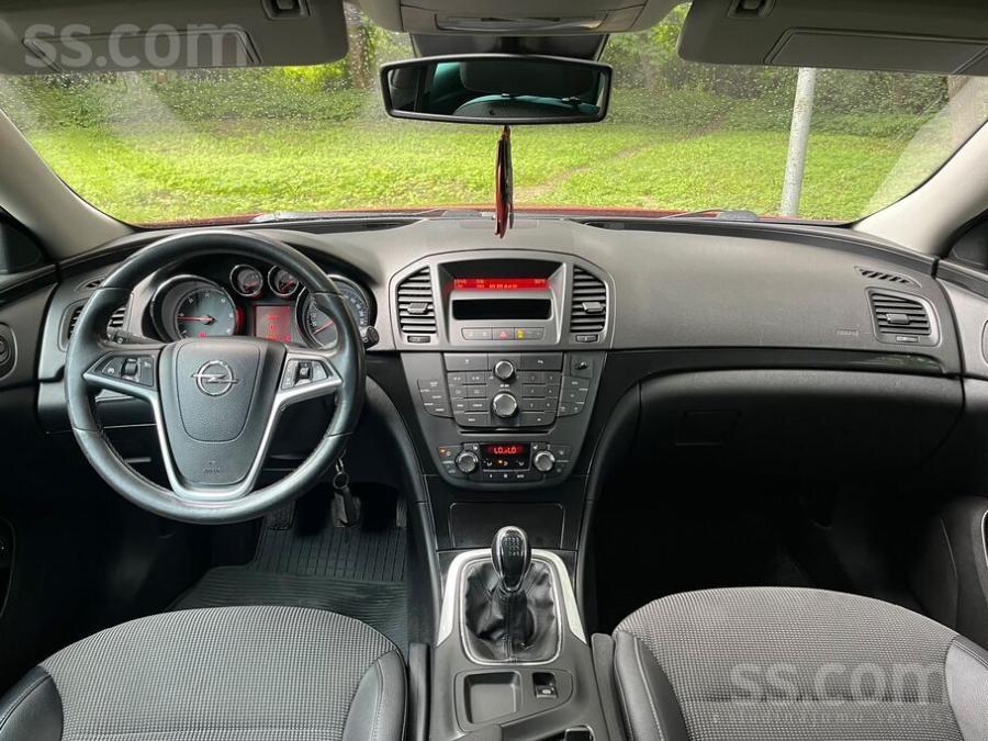 Sarkans Opel Insignia 2010 Rīga, ar dzinēja tilpumu 2.00 L un nobraukumu 0 tūkst. km par 3499 €, foto 11 vietnē AUTOMOTO.COM.LV