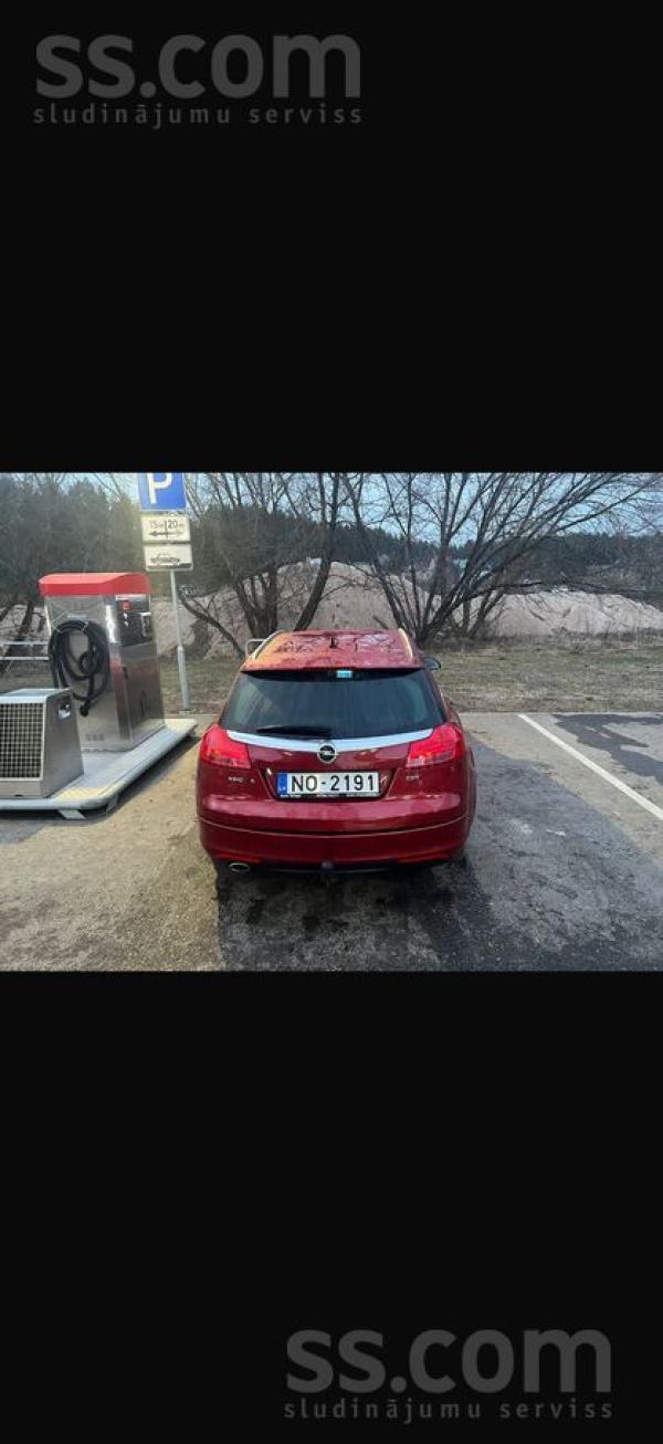 Sarkans Opel Insignia 2010 Daugavpils, ar dzinēja tilpumu 2.00 L un nobraukumu 348 tūkst. km par 3300 €, foto 7 vietnē AUTOMOTO.COM.LV