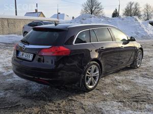 Red Opel Insignia 2011 in Daugavpils, with an engine capacity of 2.00 L and mileage of 0 thousand km for 3200 €, photo 6 on AUTOMOTO.COM.LV